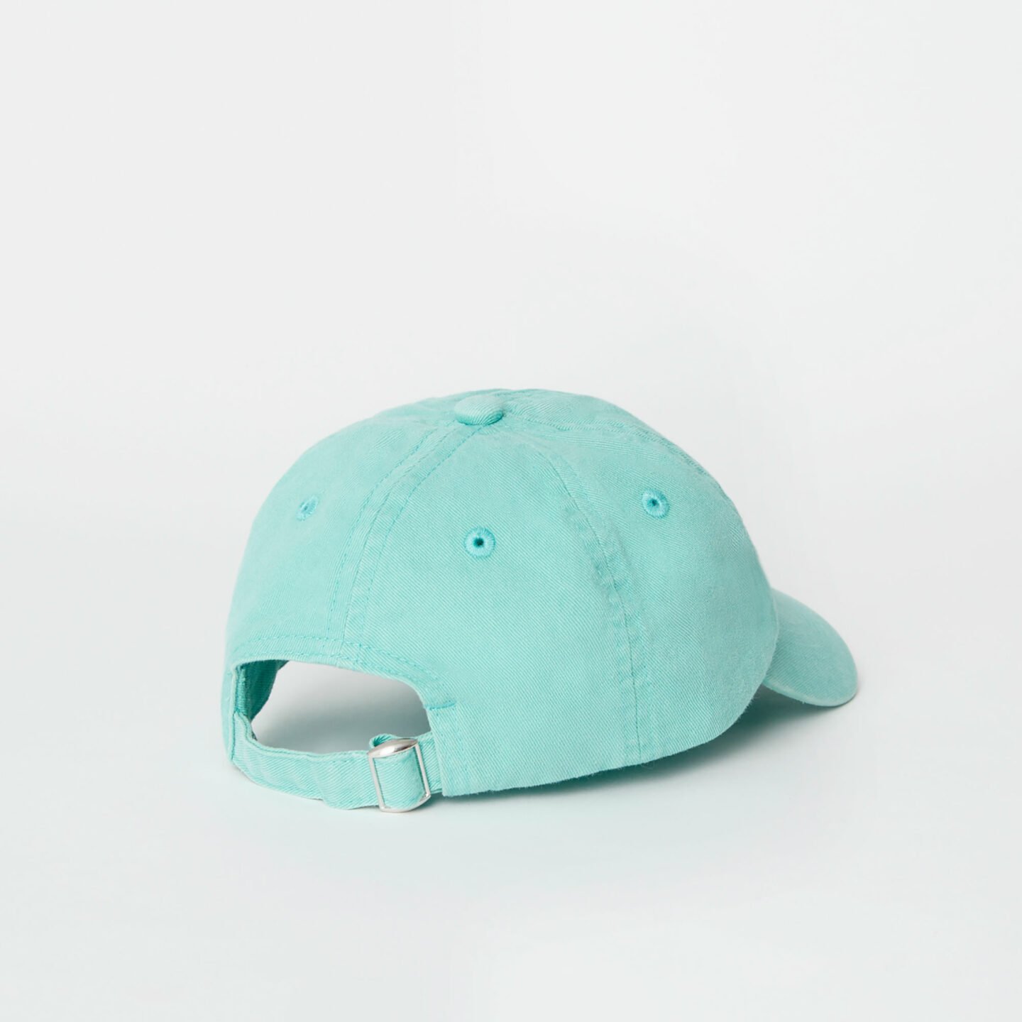 Logo green cap – weekend house kids.